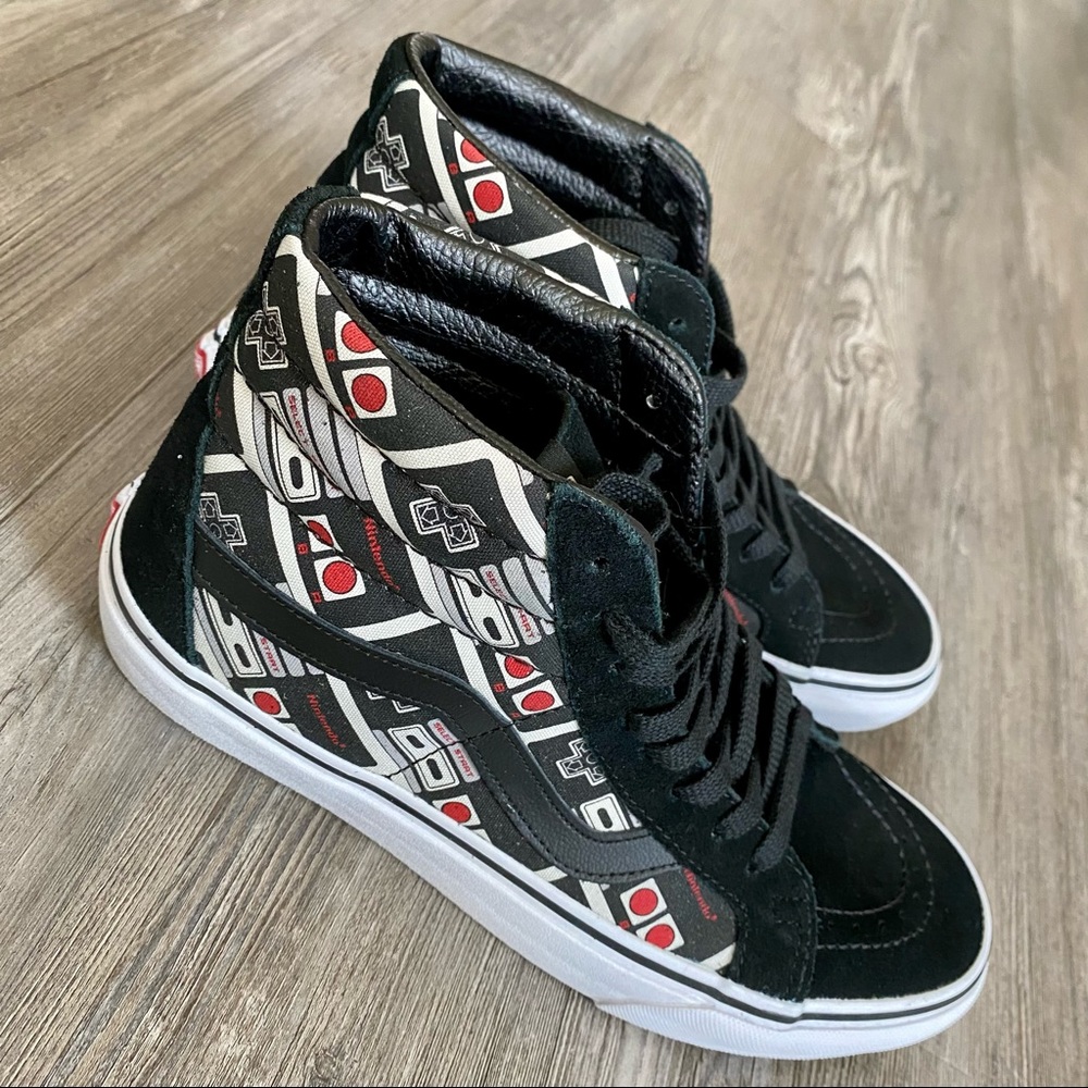 Vans X Nintendo X Sk8-Hi Reissue 'Controller' - Gem